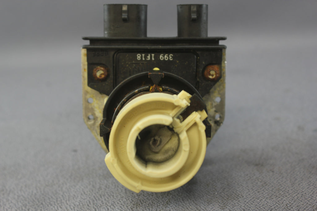 MerCruiser 817377T 811637 GM Distributor 140hp 3.0L 4cyl EST Electroni ...