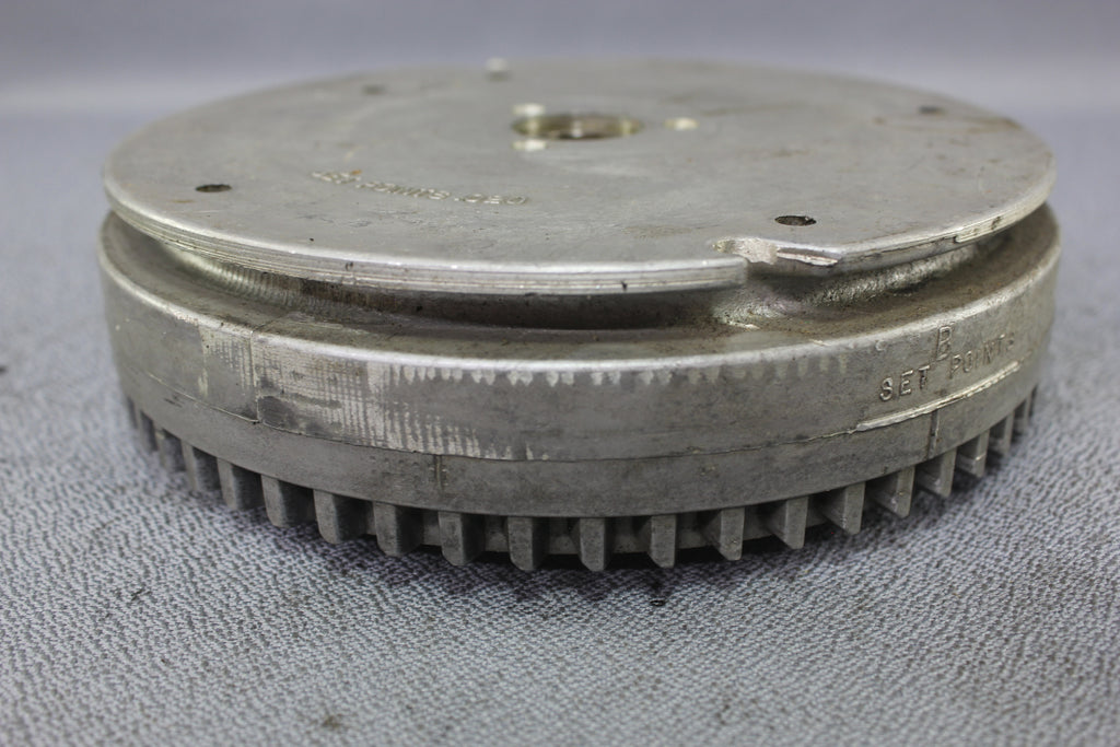Evinrude Johnson 580465 580464 Outboard Flywheel 9.5hp 1967 Magneto ...