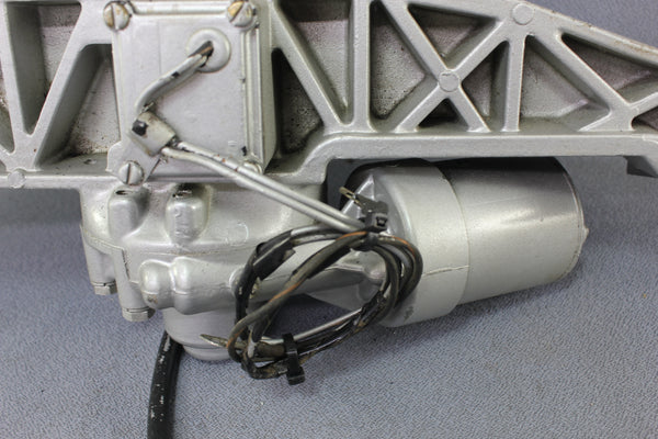OMC Stringer 400 120hp 140hp 2.5L 3.0L Power Tilt Trim Front Engine Mo ...